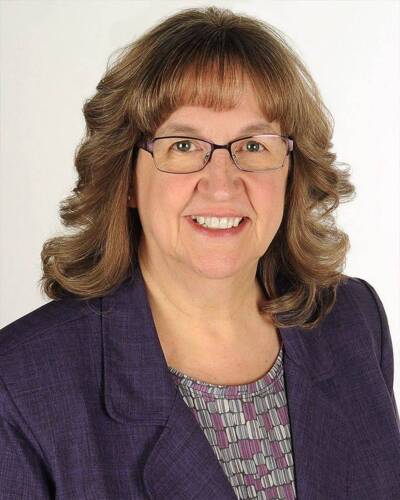 Nancy Barr - Sarpy County Branch Office - NP Dodge Real Estate